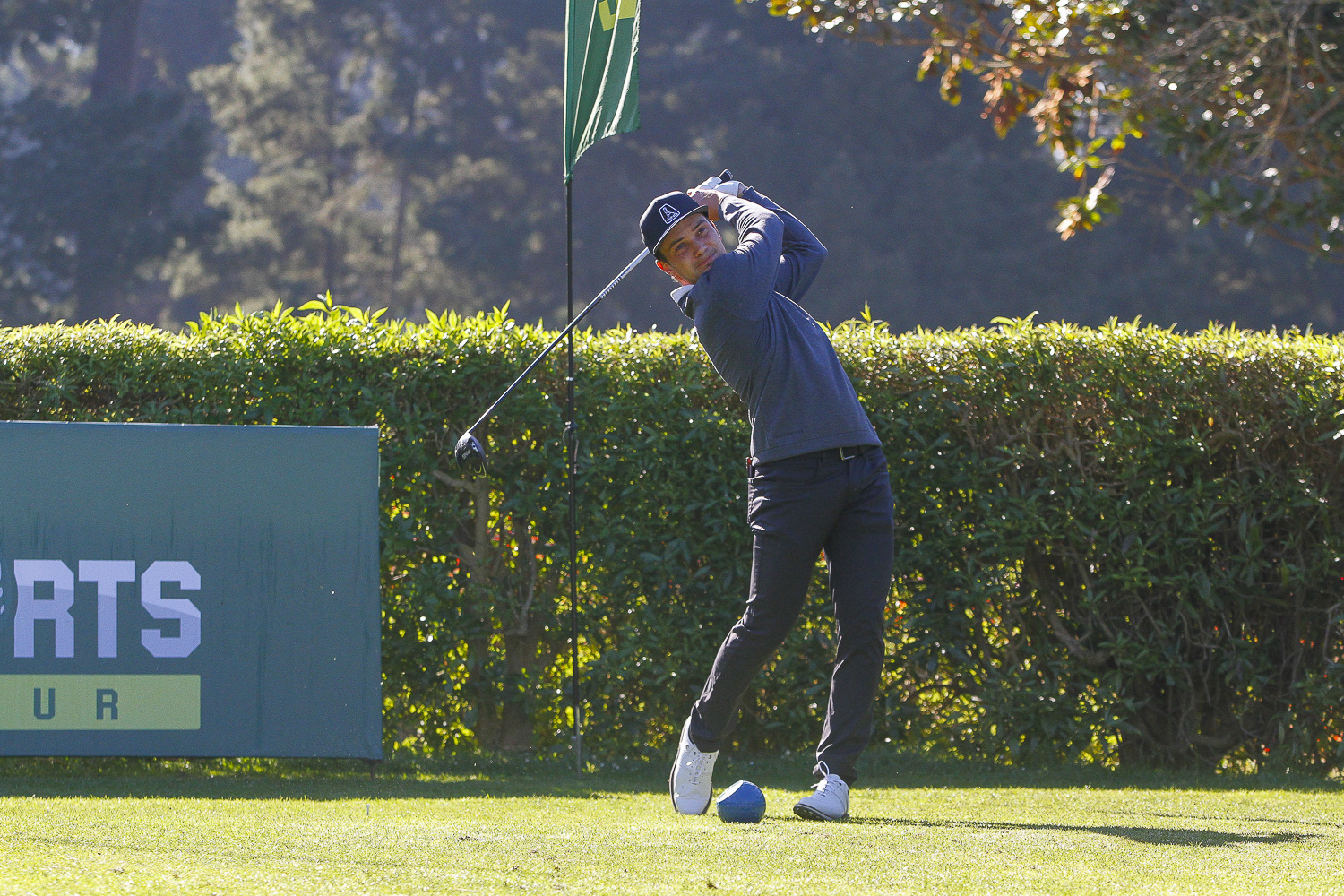 OnlyGolf » Carlos Bustos, líder inicial de la 16° Fecha del FG Sports ...